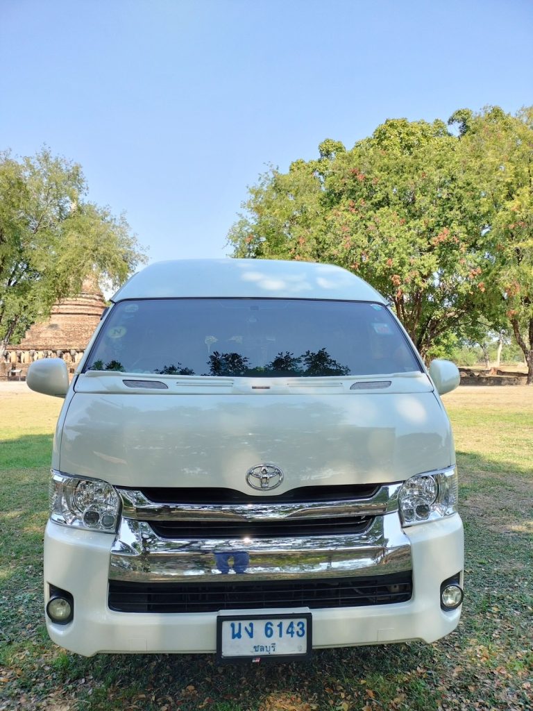 Toyota Commuter Van (Old) – 8 Persons – We Ok Travel